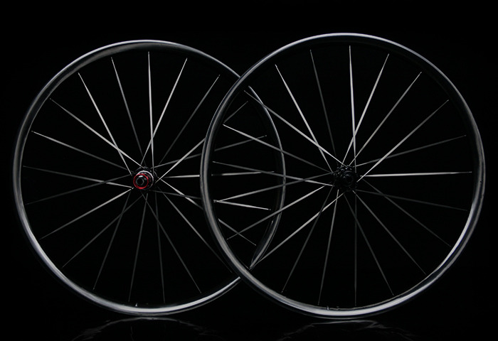 Introducing the New Flyweight Carbon Spoke Wheelset-SE